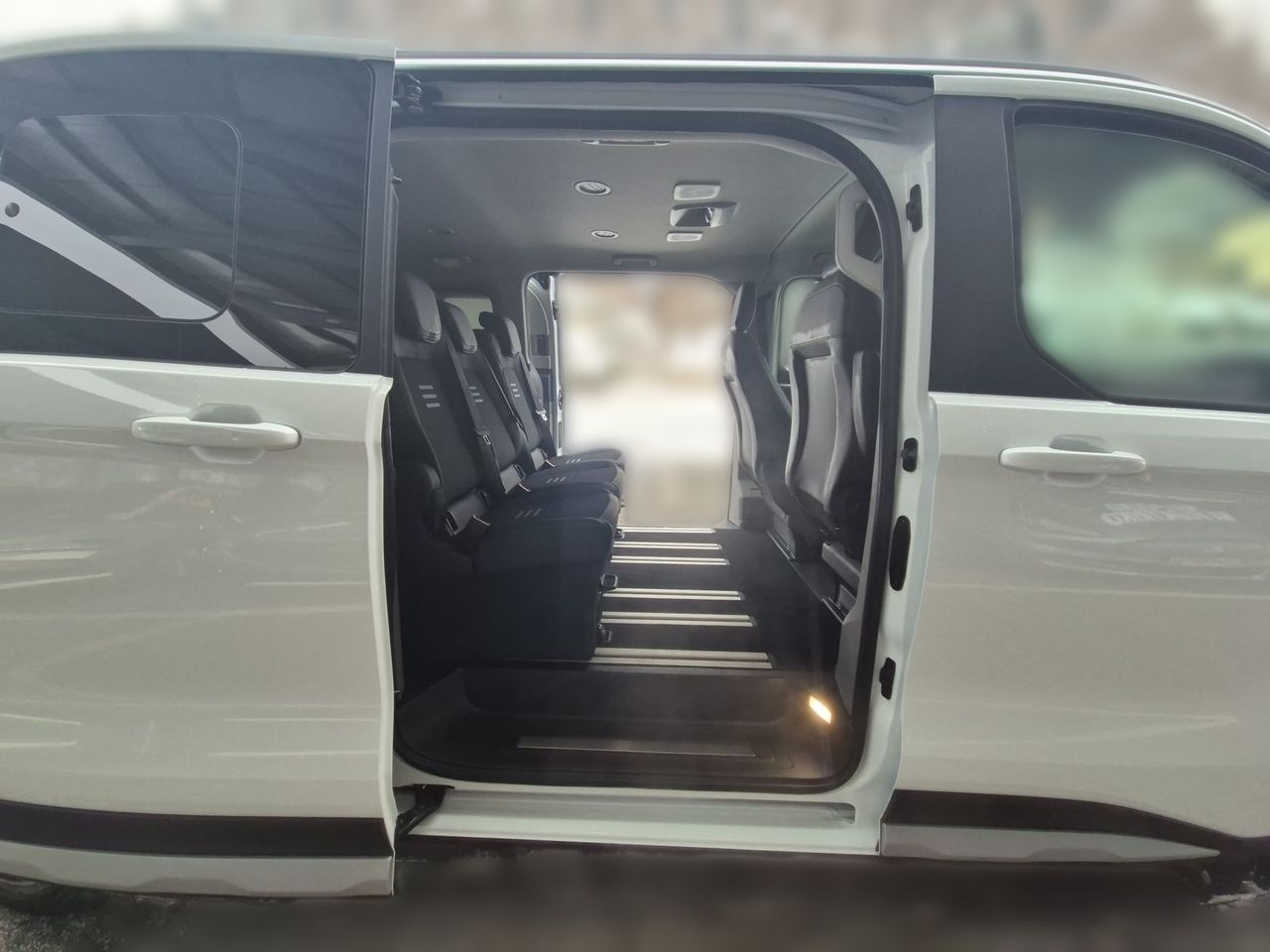 Ford E-Transit Custom | DoberAvto.si